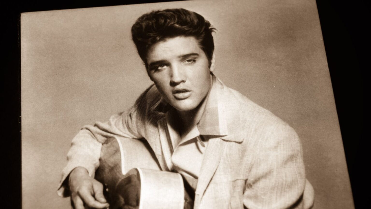 17 Reasons Why the World Loved Elvis - Guide to Stress Less