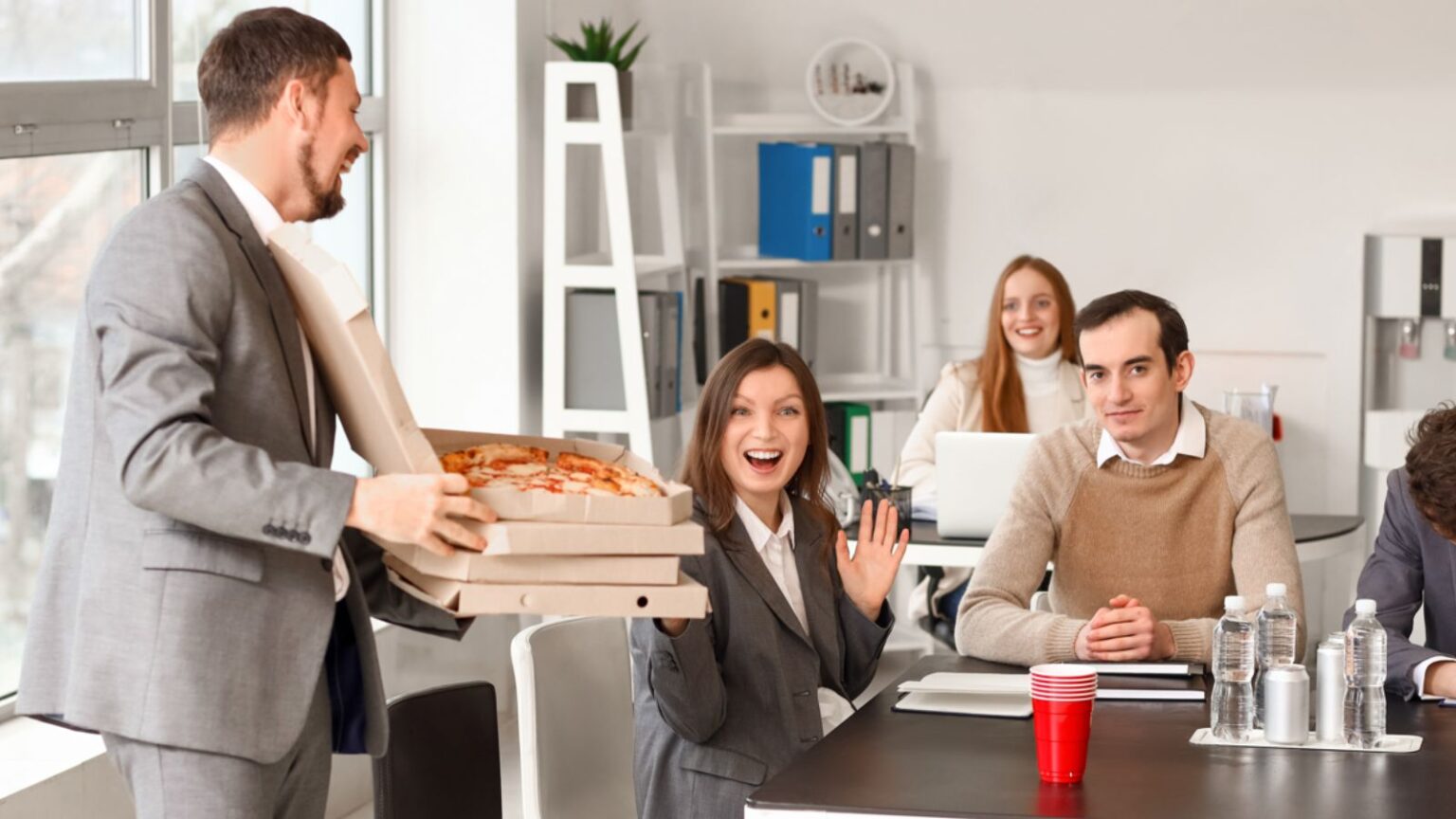 20 Common Behaviors of People Who Are Way Too Passive in Life - Guide ...